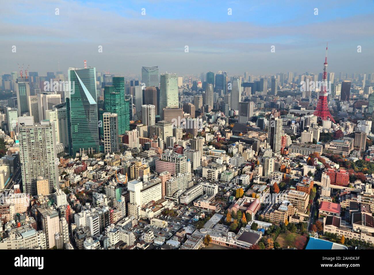 Tokyo skyline aerial city hi-res stock photography and images - Alamy