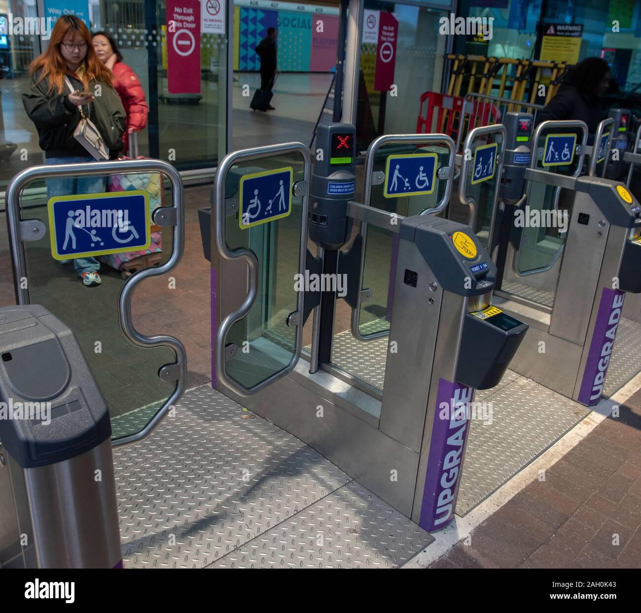 Gate jpg hi-res stock photography and images - Alamy