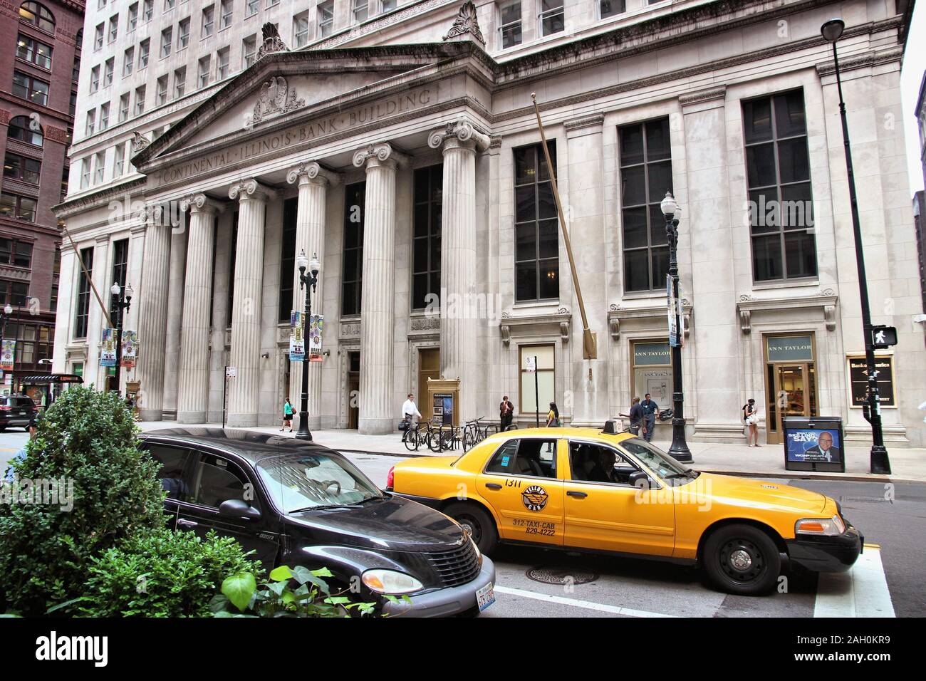 CHICAGO, USA - JUNE 26, 2013: People walk by Continental Illinois Bank ...