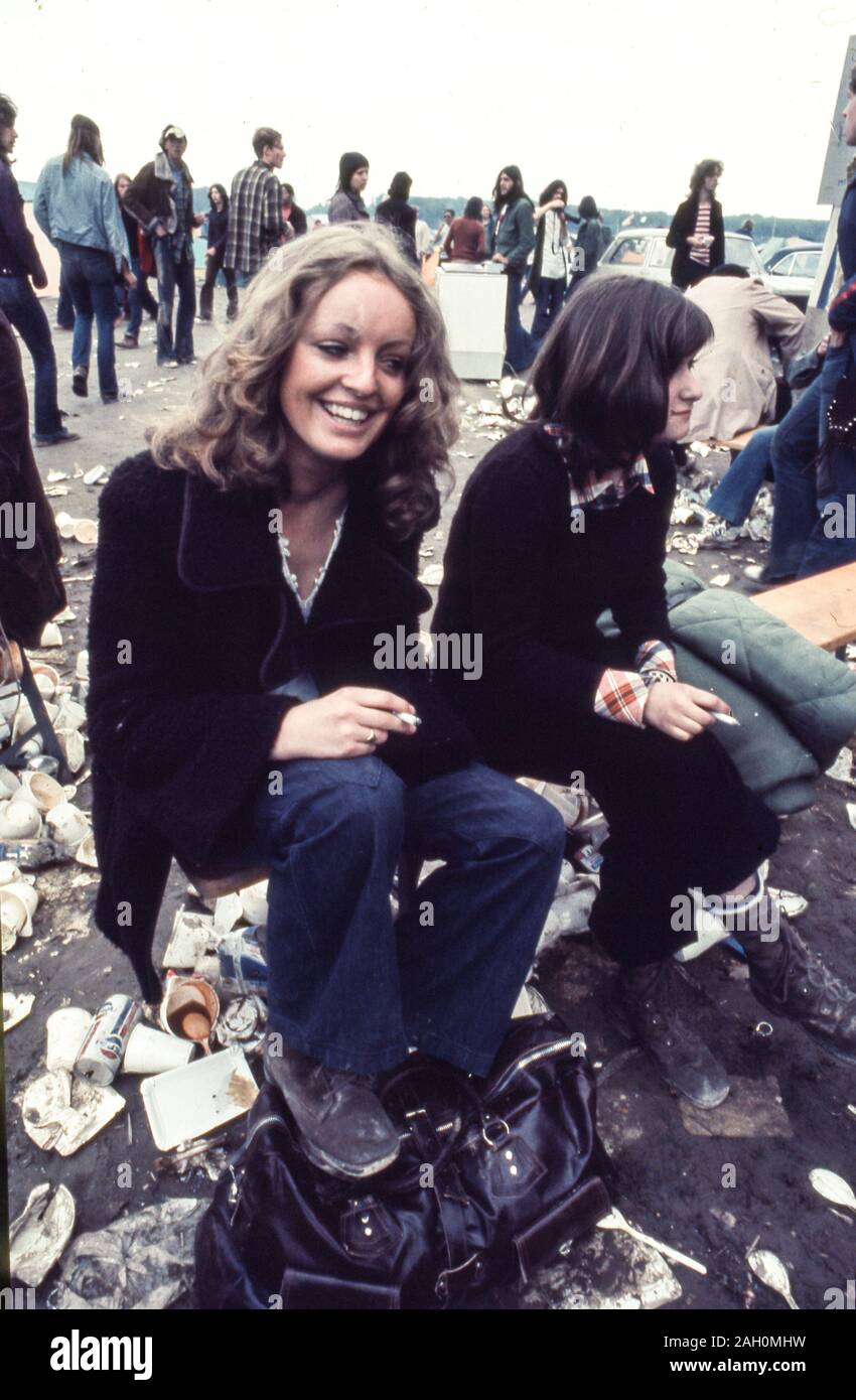 young people, 70s Stock Photo - Alamy