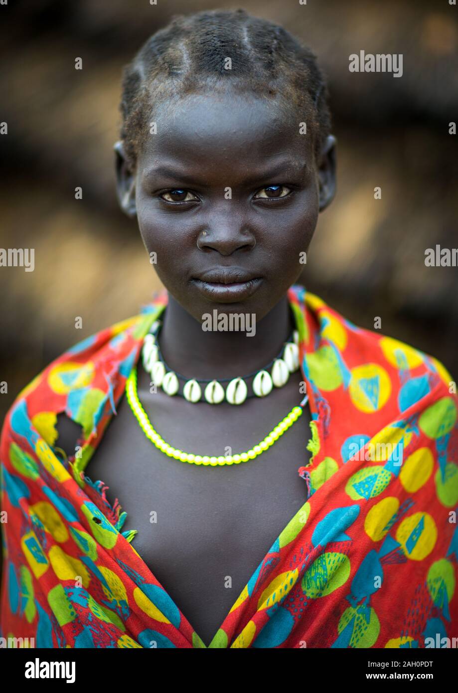 Portrait of a Larim tribe teenage girl, Boya Mountains, Imatong, South ...