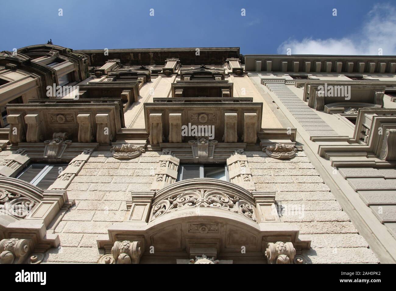 Milan, Italy. Street view with old apartment building Stock Photo - Alamy