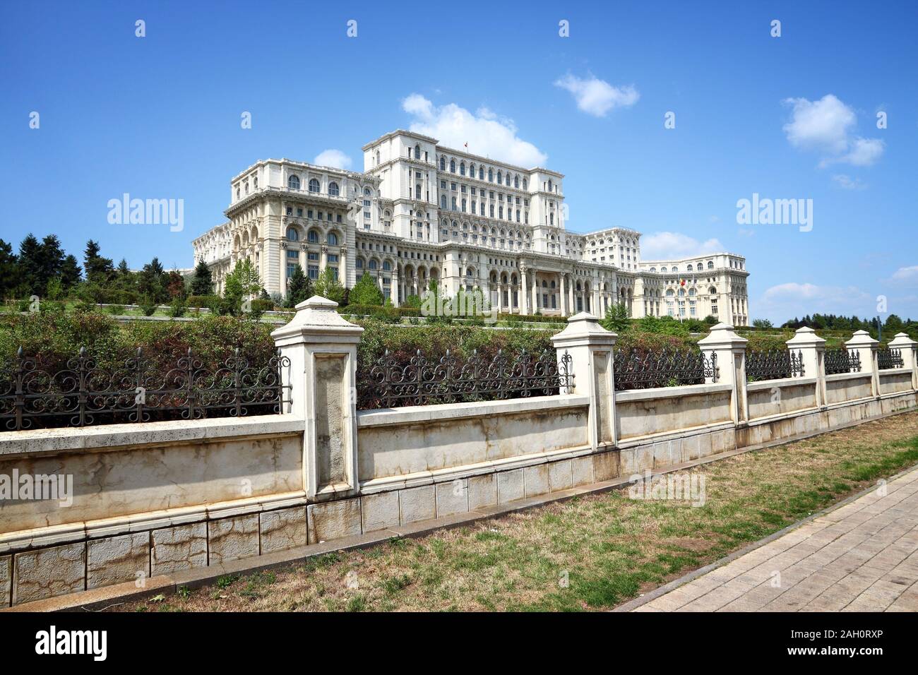 Palace of the Parliament of Romania - landmark in Bucharest, Romanian ...
