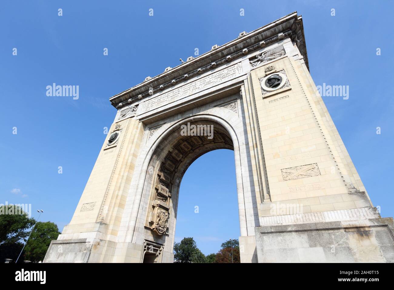 Triumphal Arch in Bucharest, Romania. Capital city monument Stock Photo ...