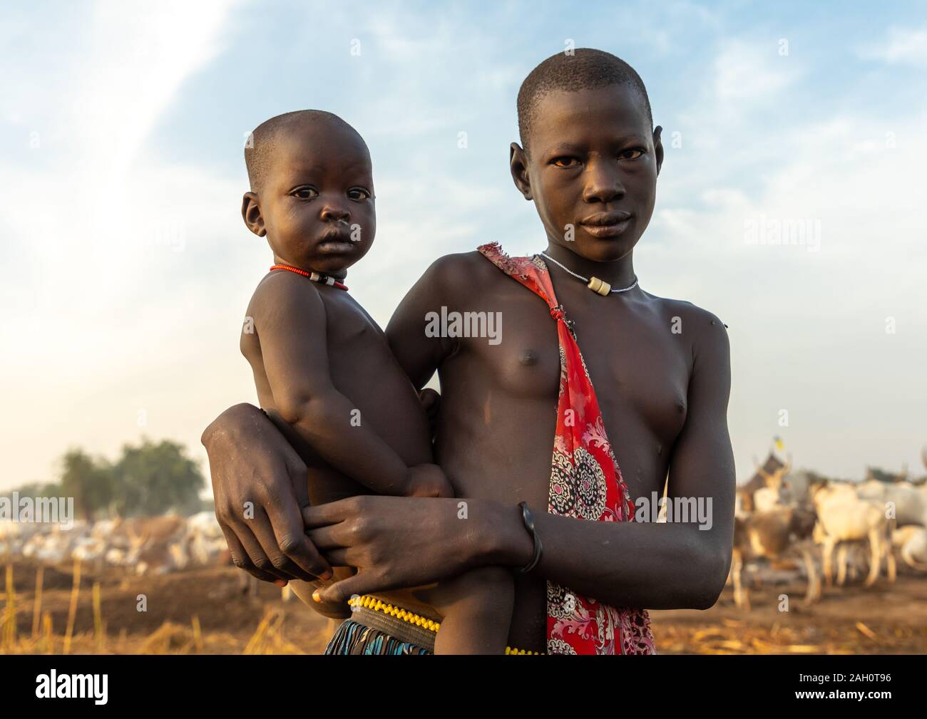 Portrait of a Mundari tribe moither with her child, Central Equatoria, Terekeka, South Sudan ...