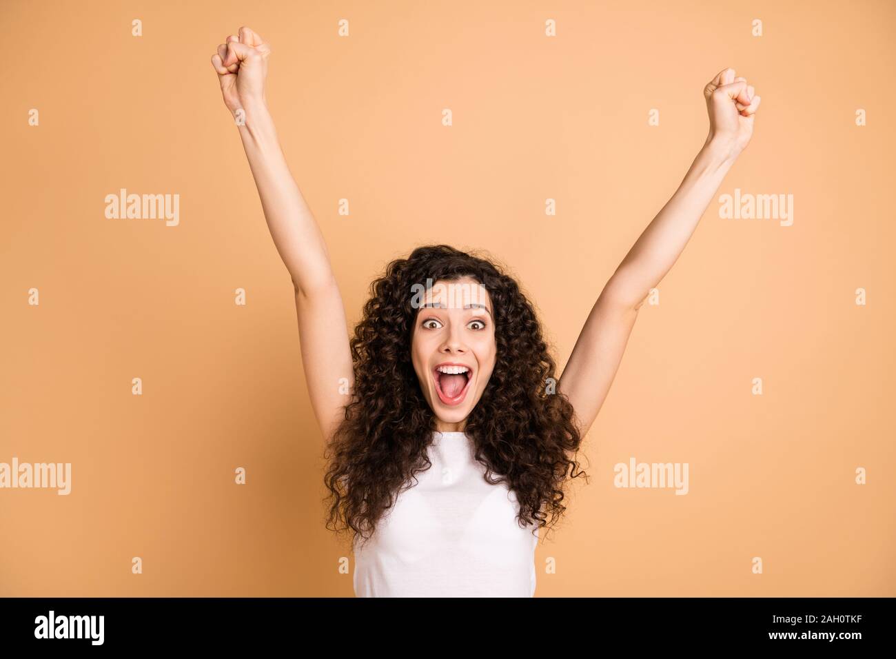 Photo of amazing yelling lady listening great advertising sale shopping ...