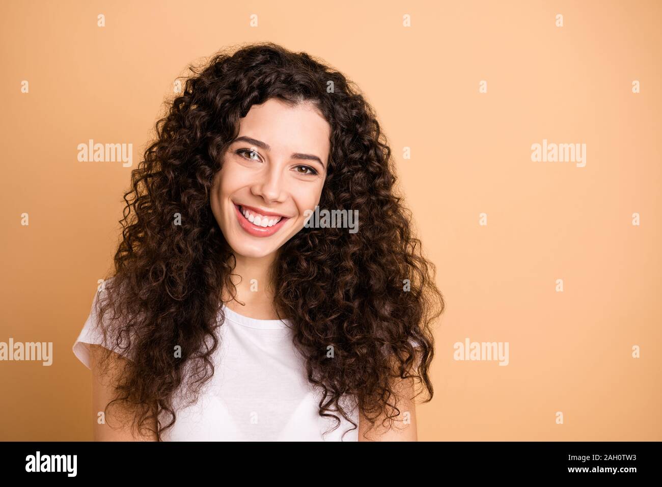 Photo of cheerful positive cute gorgeous girlfriend smiling toothily ...