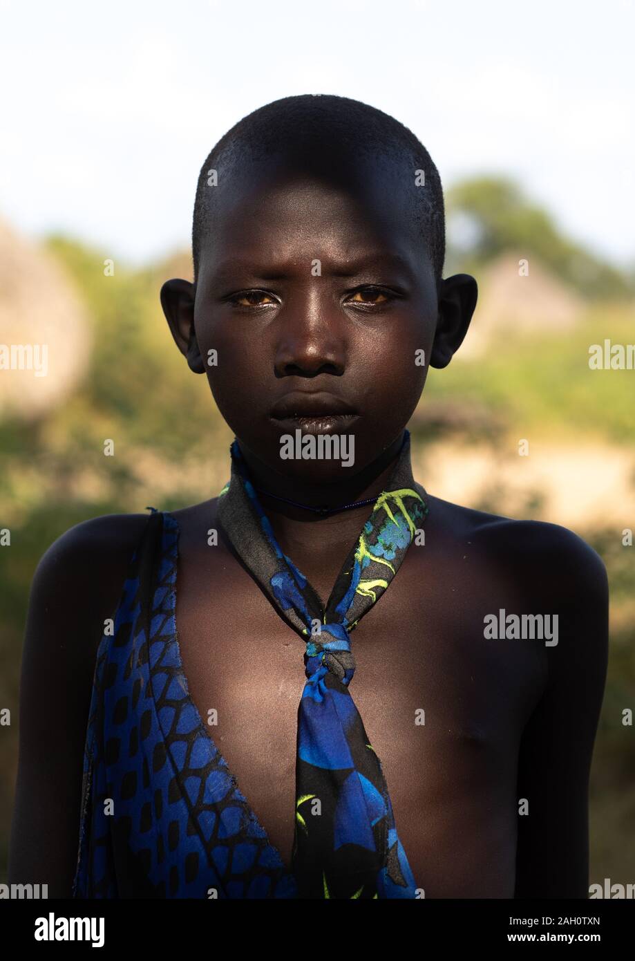 Portrait of a Mundari tribe boy, Central Equatoria, Terekeka, South Sudan Stock Photo - Alamy