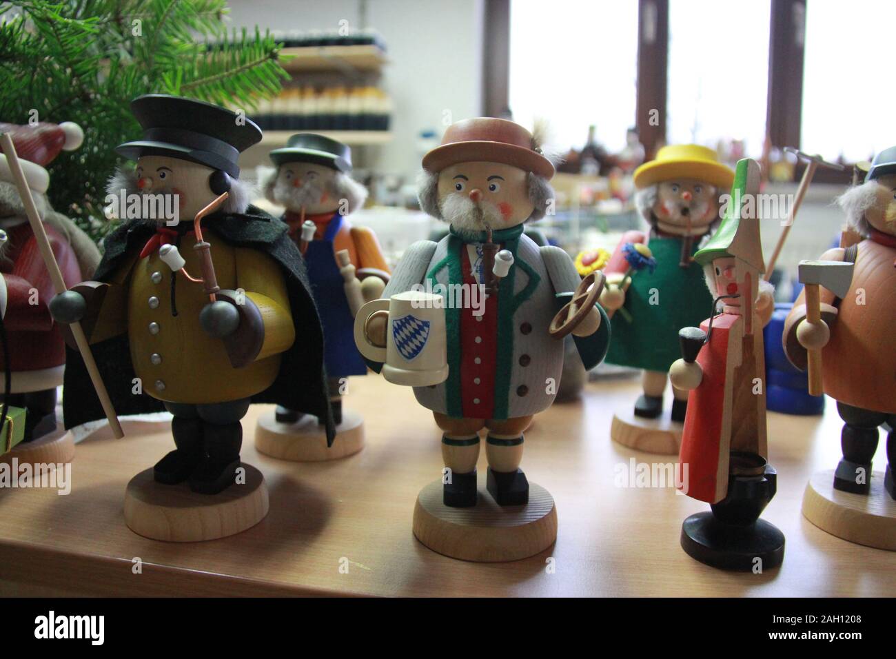 Seiffen christmas market hi-res stock photography and images - Alamy