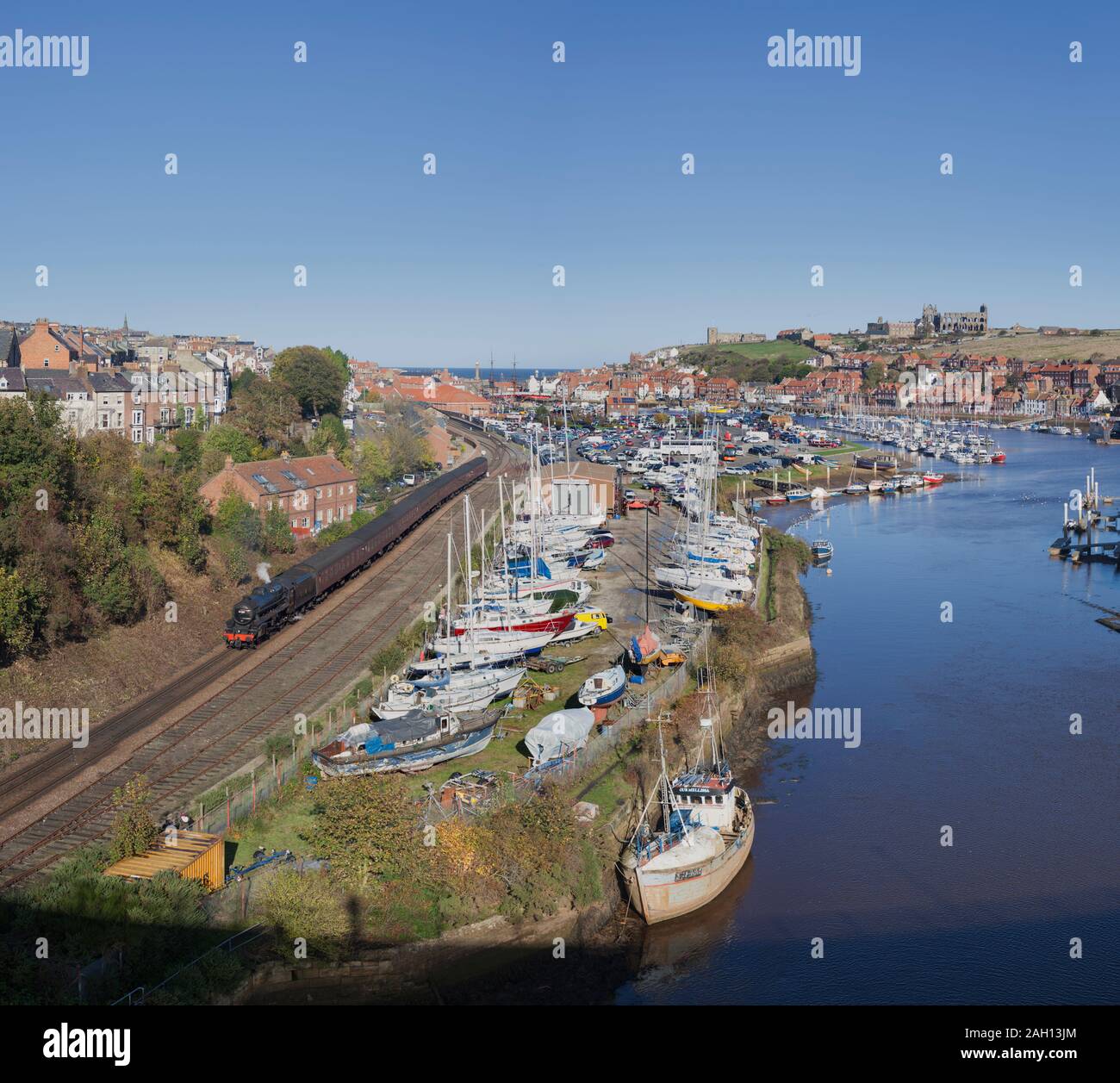 Black 5 steam locomotive hi-res stock photography and images - Alamy