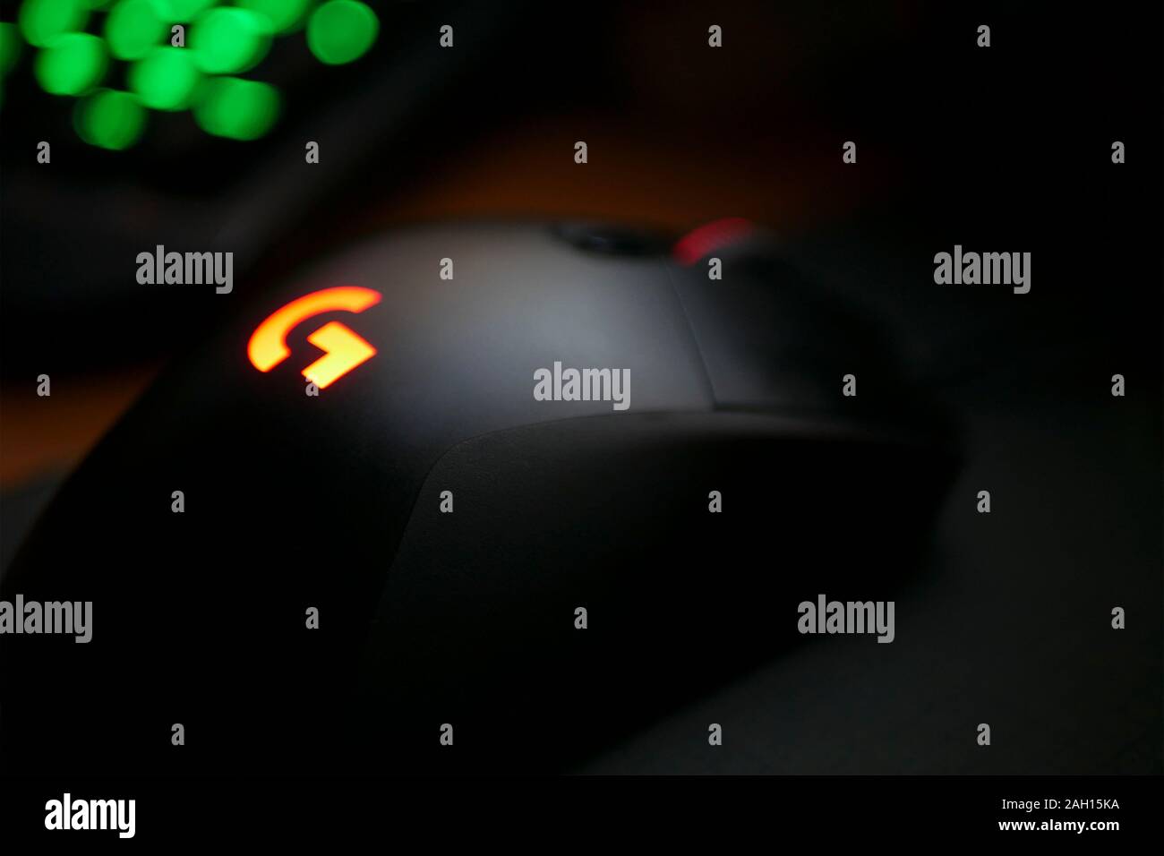 Logitech gaming logo hi-res stock photography and images - Alamy