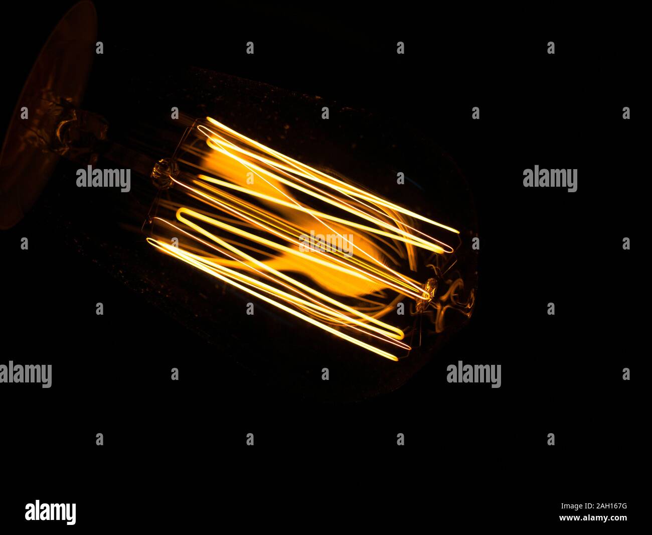 Thomas edison bulb hi-res stock photography and images - Alamy