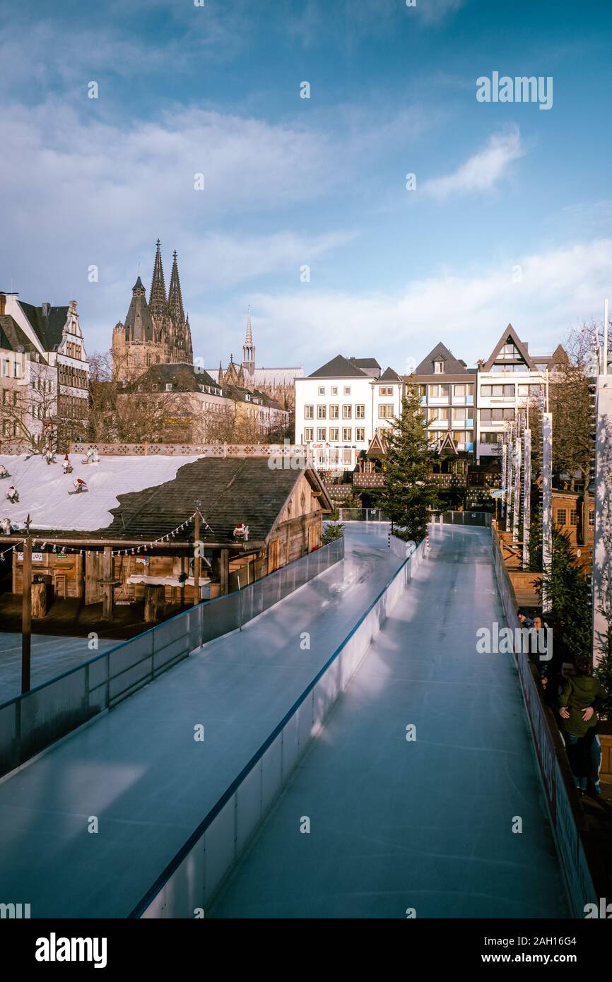 Cologne Germany December 2019, people at the Christmas market by the ...