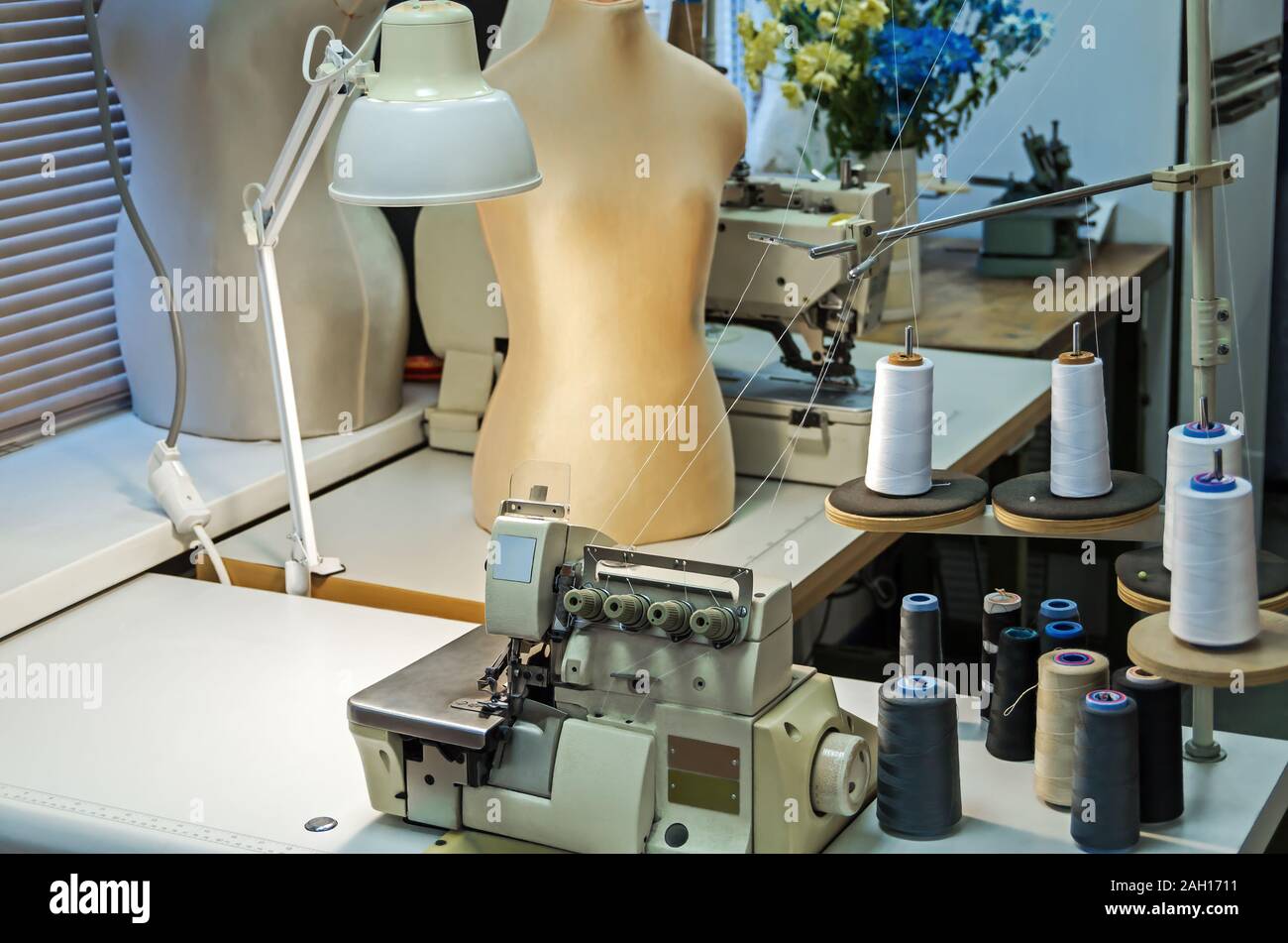 Professional electric single-needle four thread overlock with direct ...