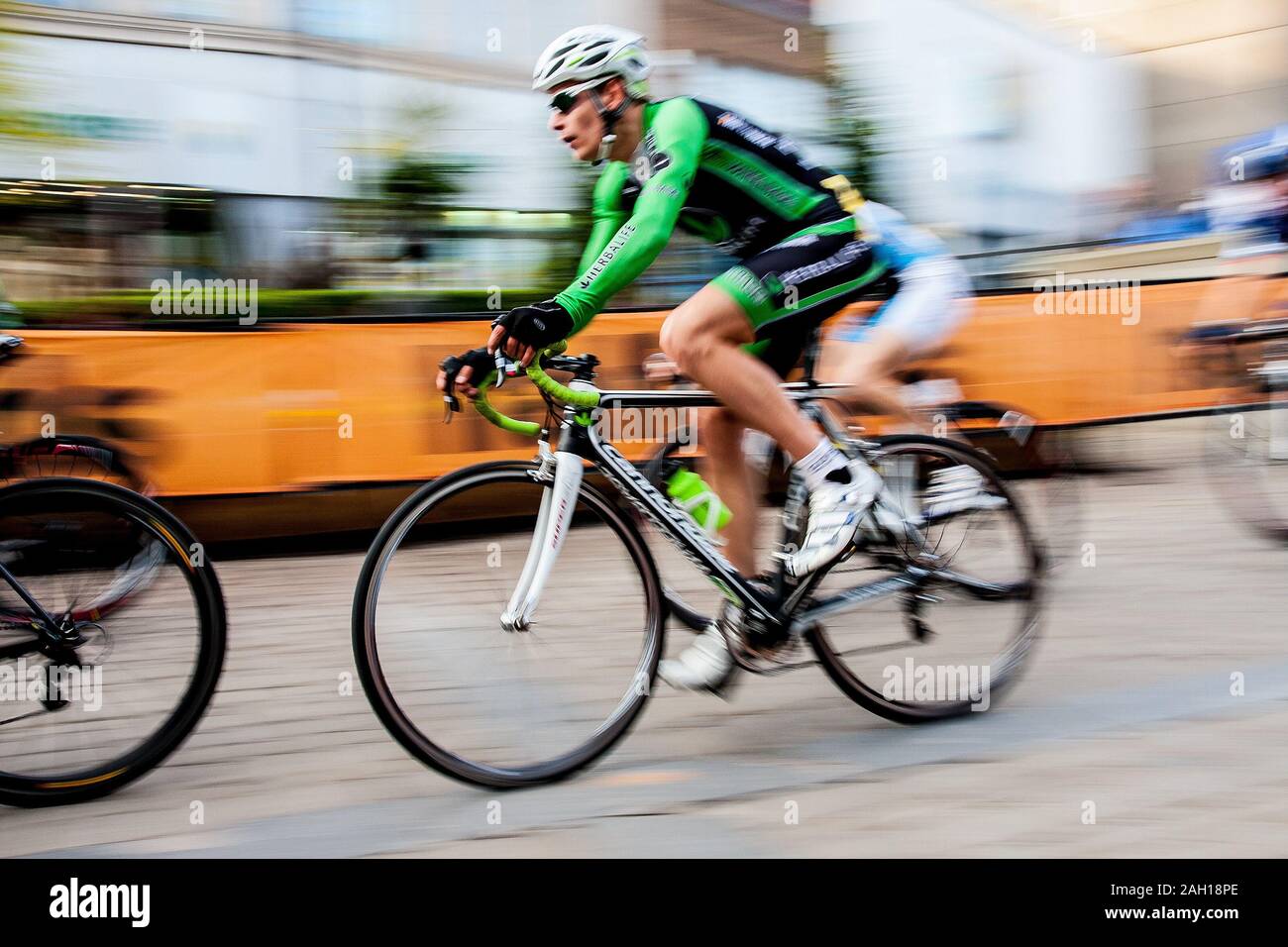 Racing cycles hi-res stock photography and images - Alamy