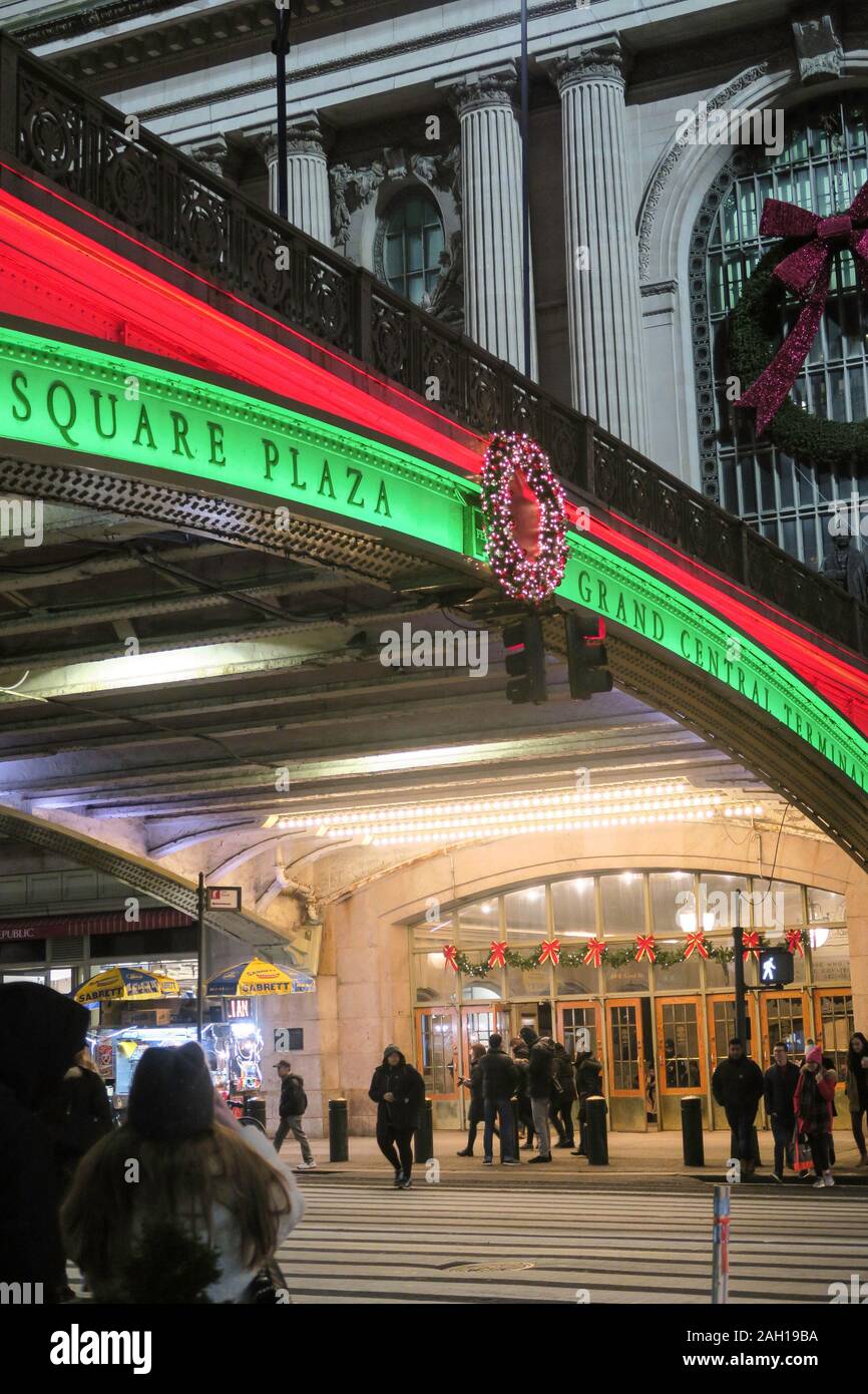Pershing square, in manhattan hi-res stock photography and images - Alamy