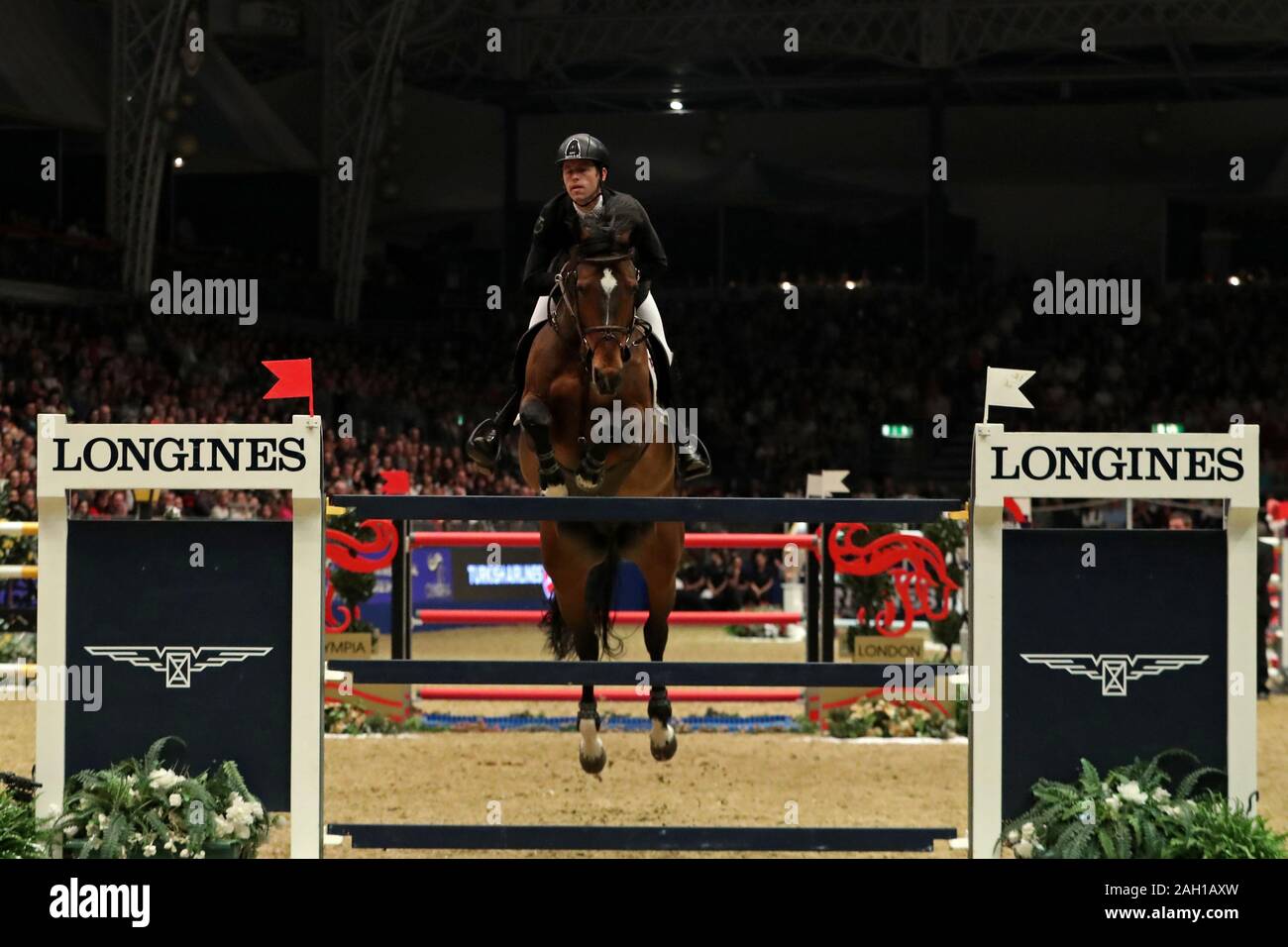LONDON, ENGLAND - DECEMBER 22ND Scott Brash riding Hello Vincent during ...