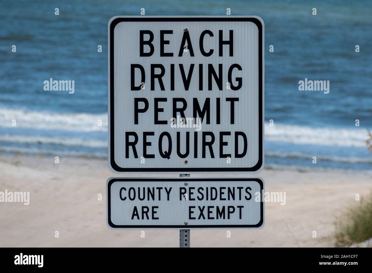Permit required sign hi-res stock photography and images - Alamy