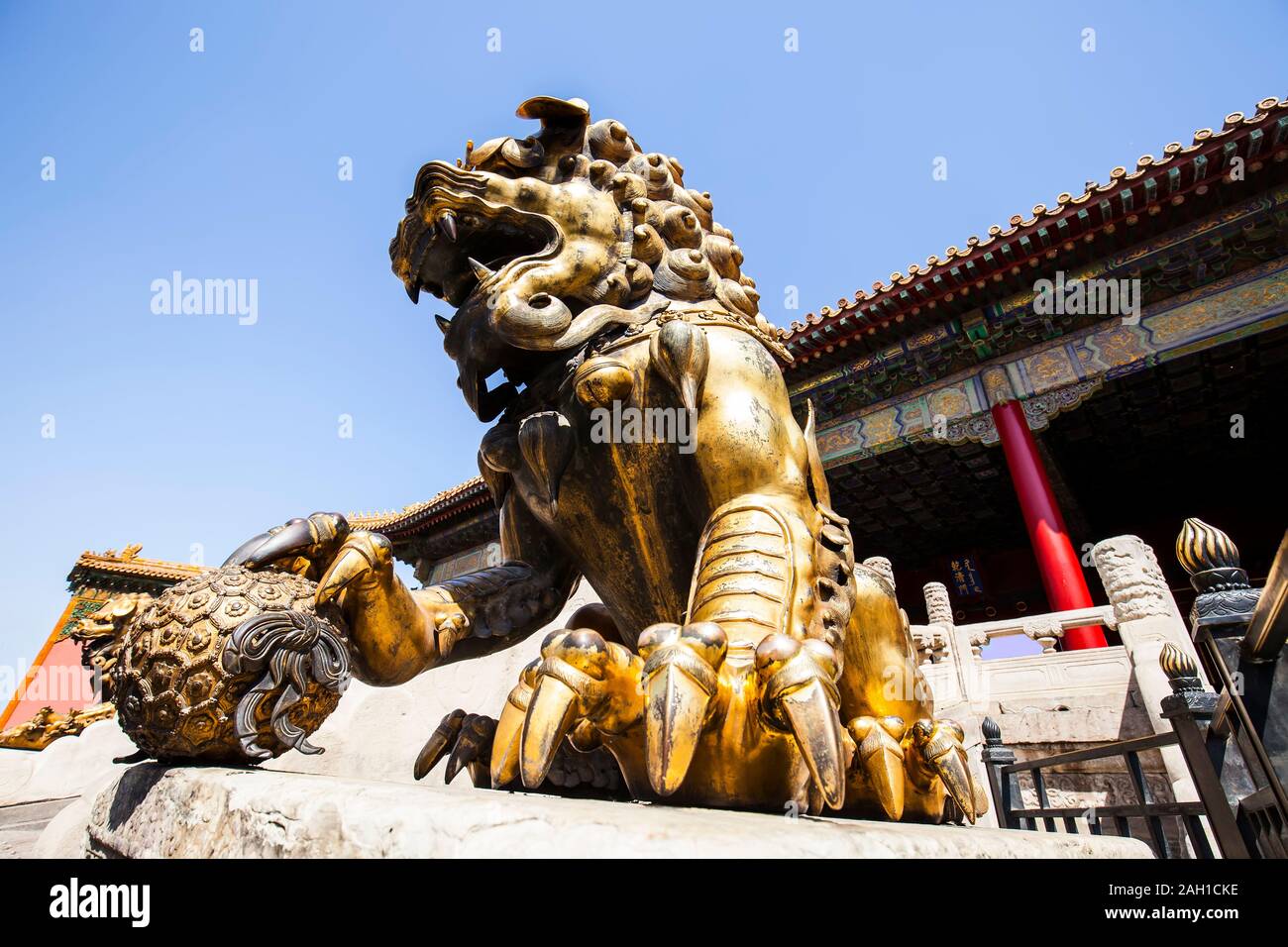 Copper lion of the imperial palace in Beijing, China Stock Photo - Alamy