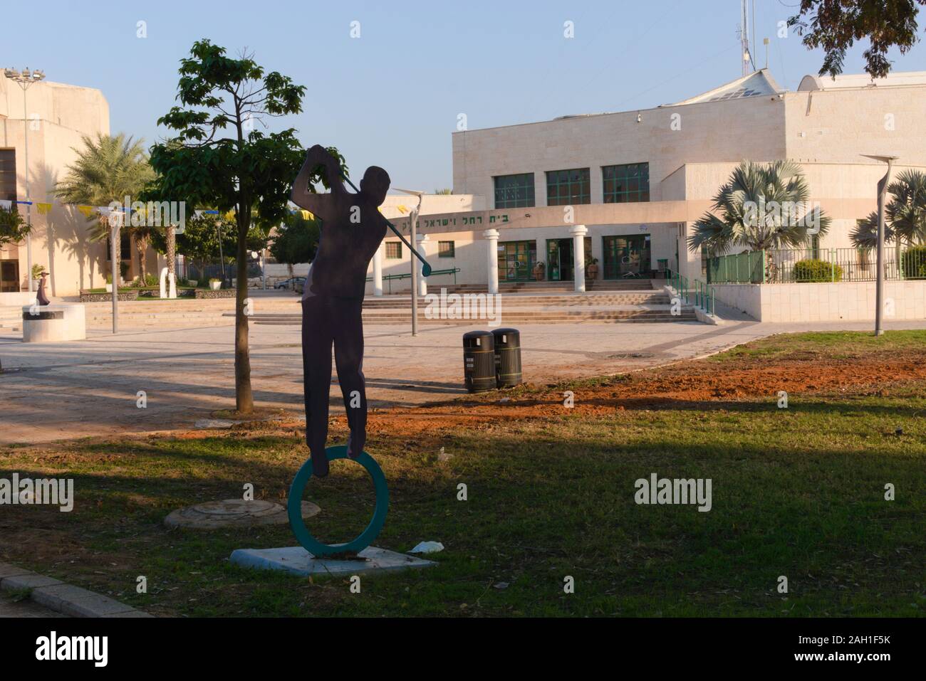 Human body sculpture hi-res stock photography and images - Alamy