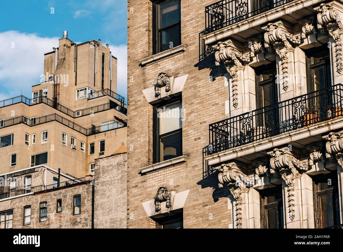 New York City - USA - Mar 18 2019: Extierior details of old buildings ...