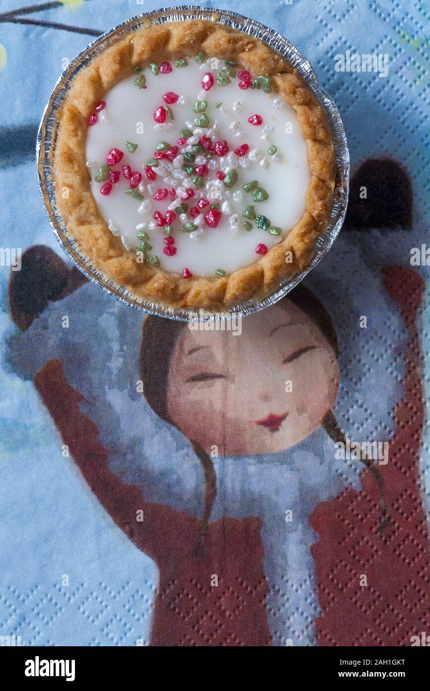 Mr Kipling Festive Bakewells bakewell tart exceedingly good cakes on ...