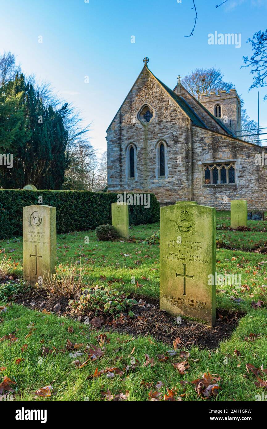 Raf war graves hi-res stock photography and images - Alamy