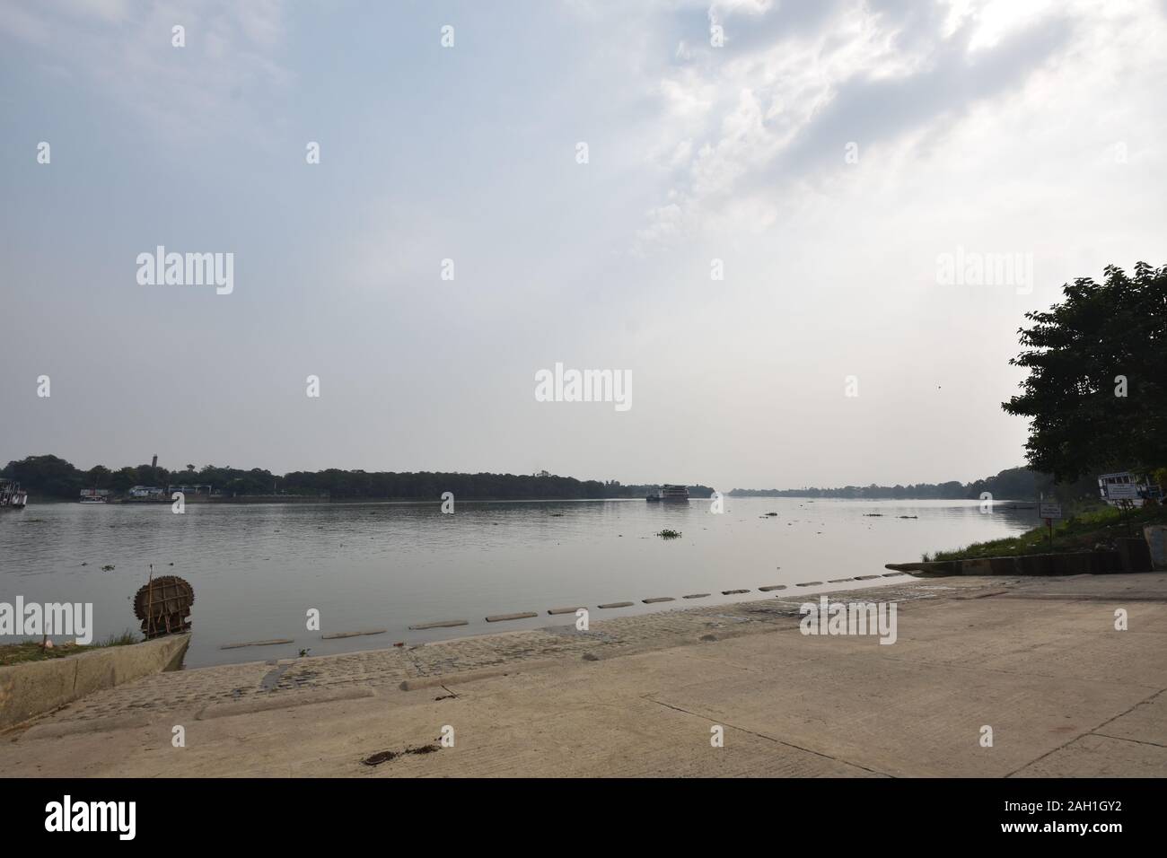 Chandannagar strand hi-res stock photography and images - Alamy