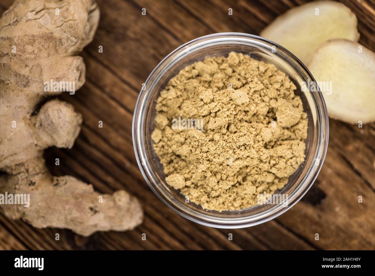 Ground ginger powder hi-res stock photography and images - Alamy