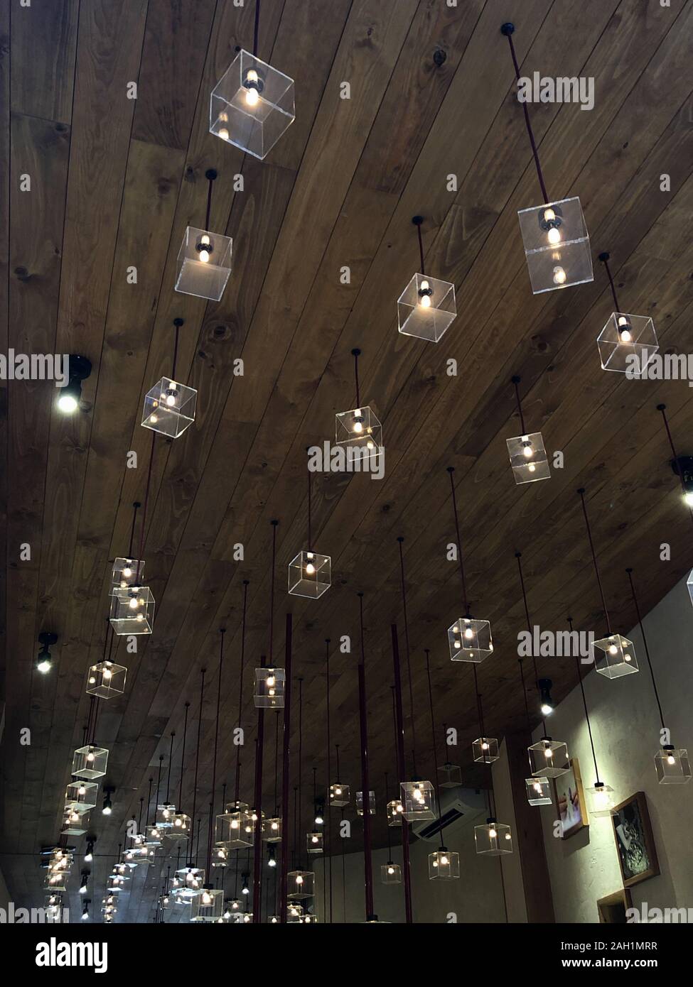 Transparent cube hi-res stock photography and images - Alamy