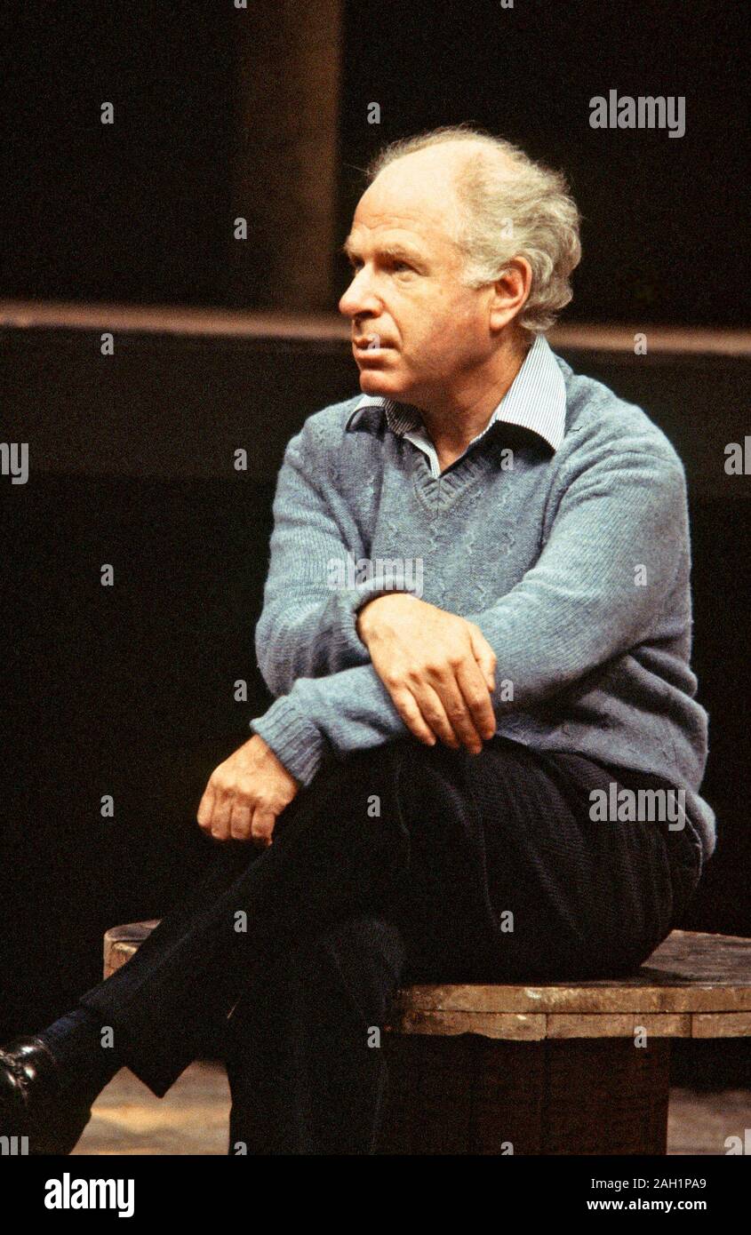 Peter brook hi-res stock photography and images - Alamy