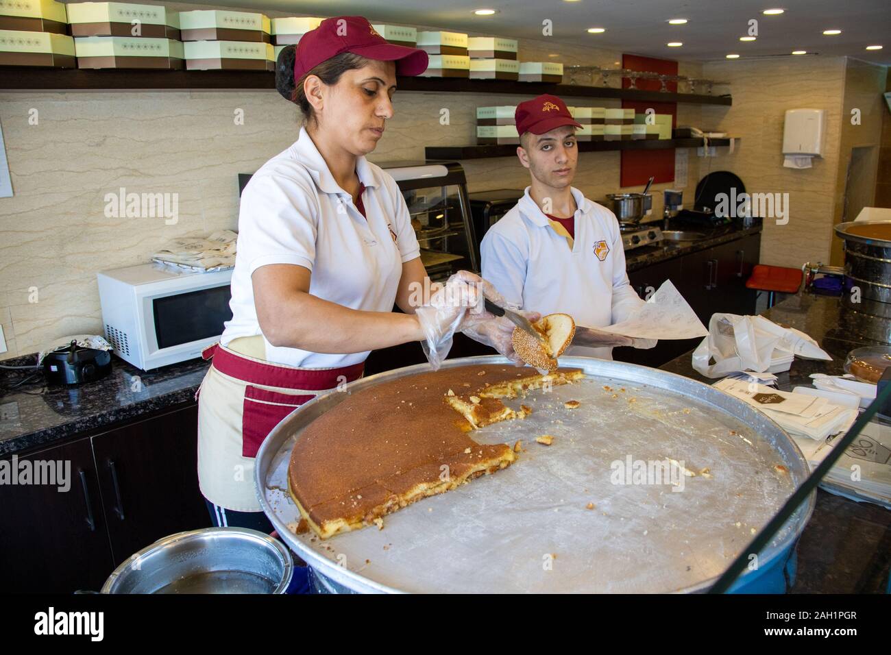 Kunafeh at L'Abeille D'or Bakery, Byblos, Lebanon Stock Photo - Alamy