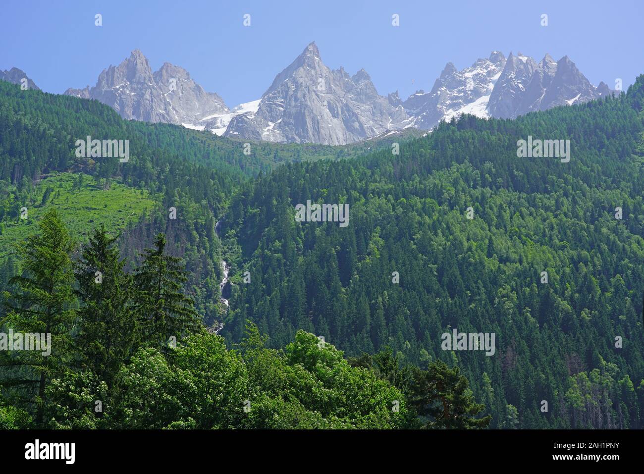 Summer landscape view of mountains and glaciers the Massif du Mont ...