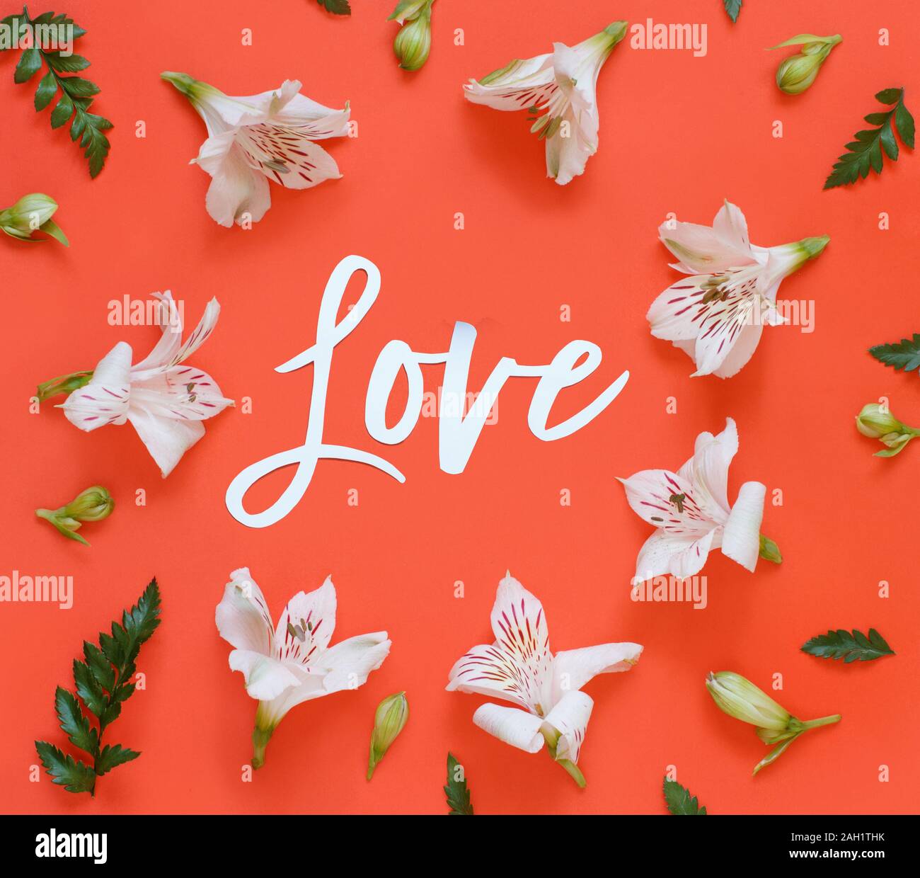 Text love red circle hi-res stock photography and images - Alamy