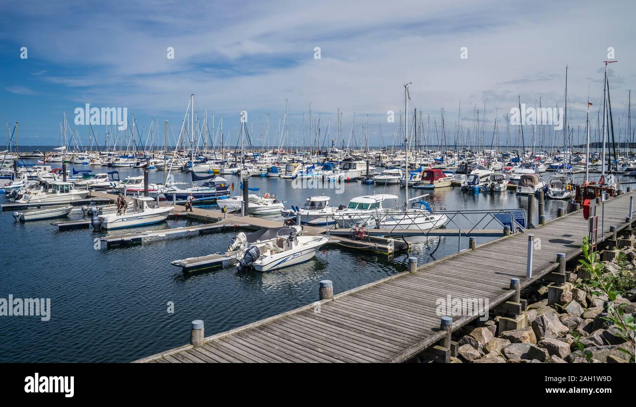 Baltic seaside resort hi-res stock photography and images - Alamy