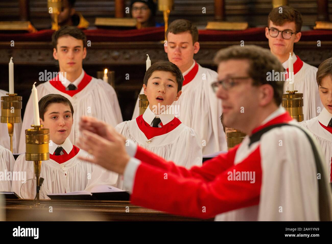 The priests christmas music - fuselito