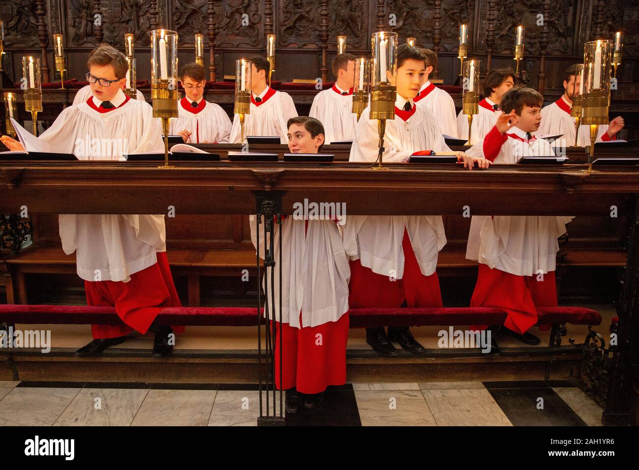Picture taken Dec 14th shows Choristers in King’s College Chapel ...