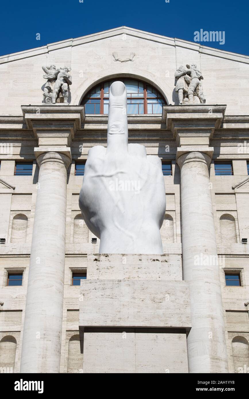 Il dito hi-res stock photography and images - Alamy