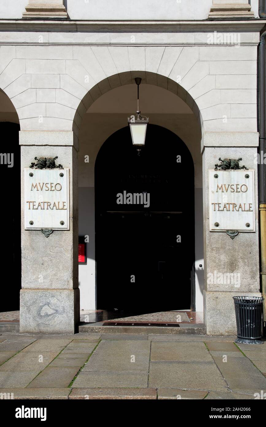 La scala theater museum hi-res stock photography and images - Alamy