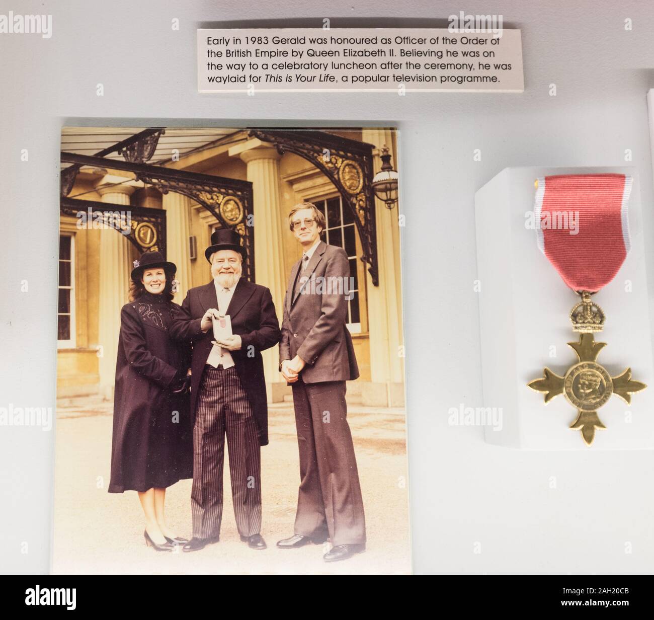 Gerald durrell story hi-res stock photography and images - Alamy