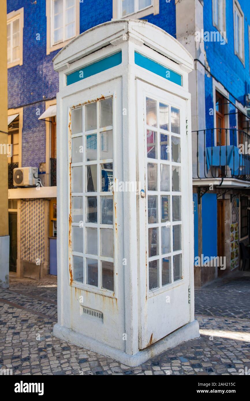 Vintage phone booth hi-res stock photography and images - Alamy