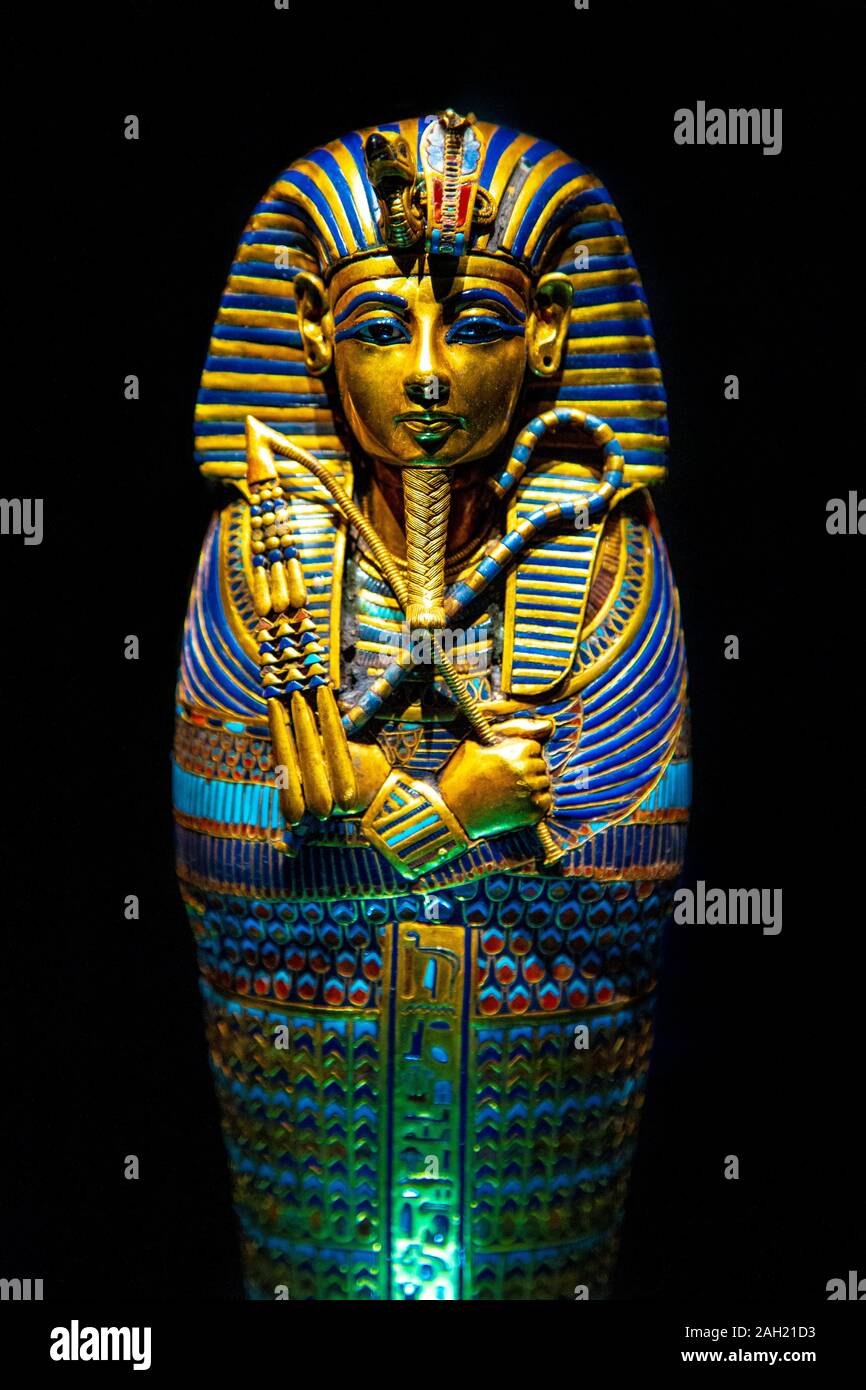 Tutankhamun - Treasures of the Golden Pharaoh exhibition at the Saatchi ...