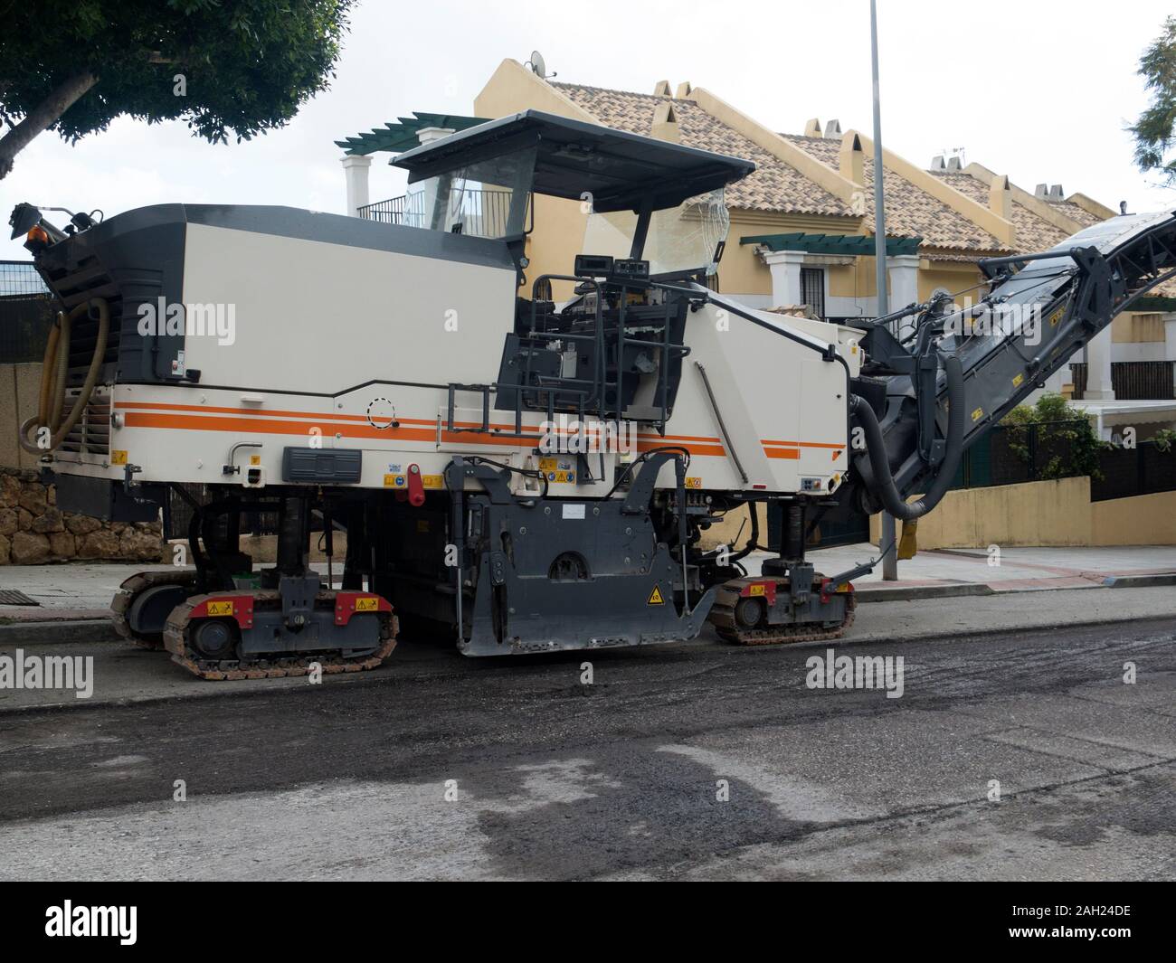 Asphalt pitch hi-res stock photography and images - Alamy