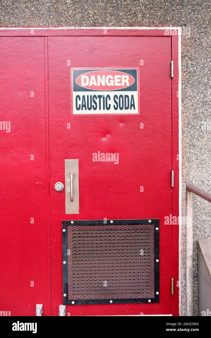 Caustic soda hi-res stock photography and images - Alamy