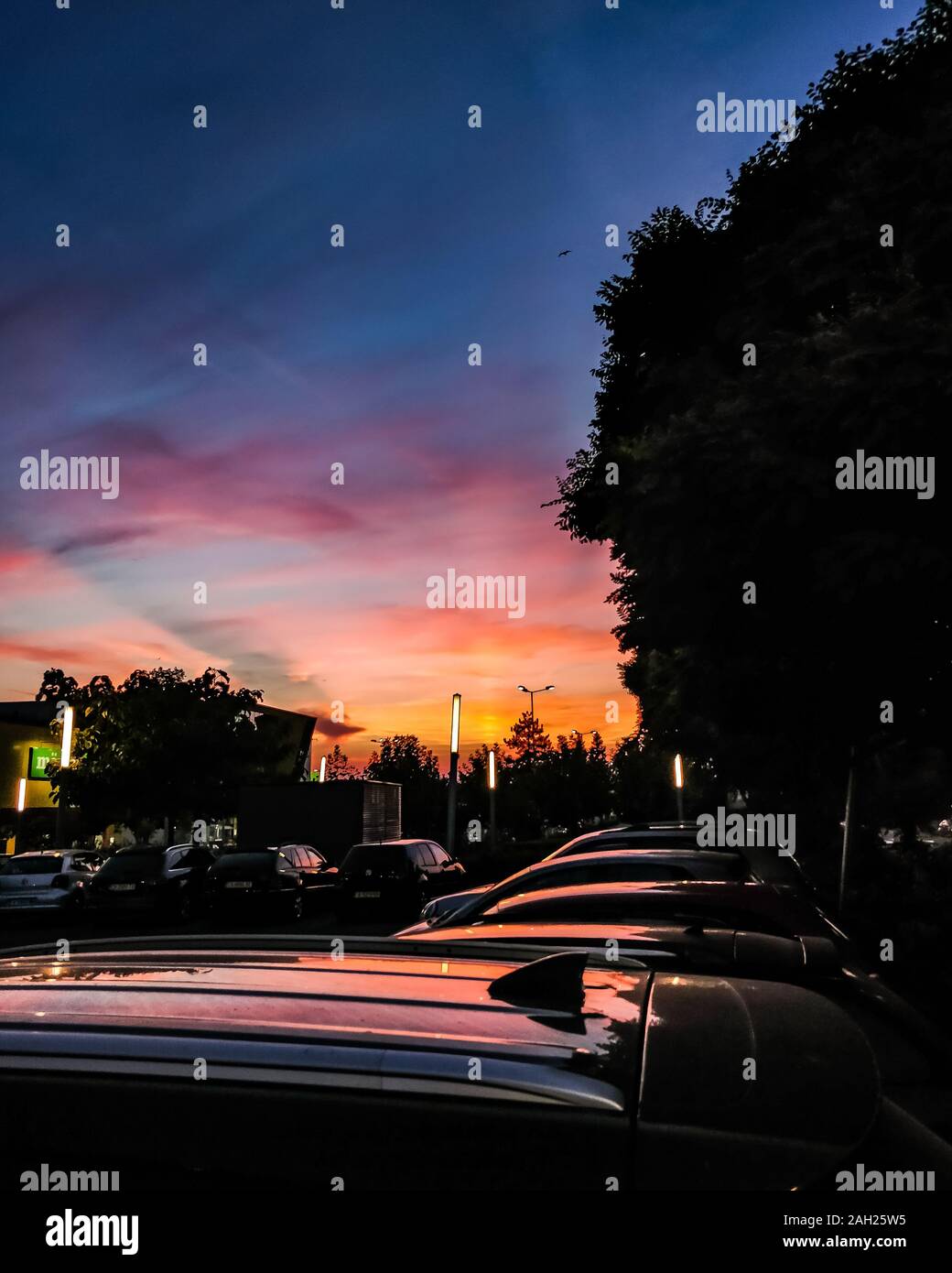 Astonishing sunset hi-res stock photography and images - Alamy