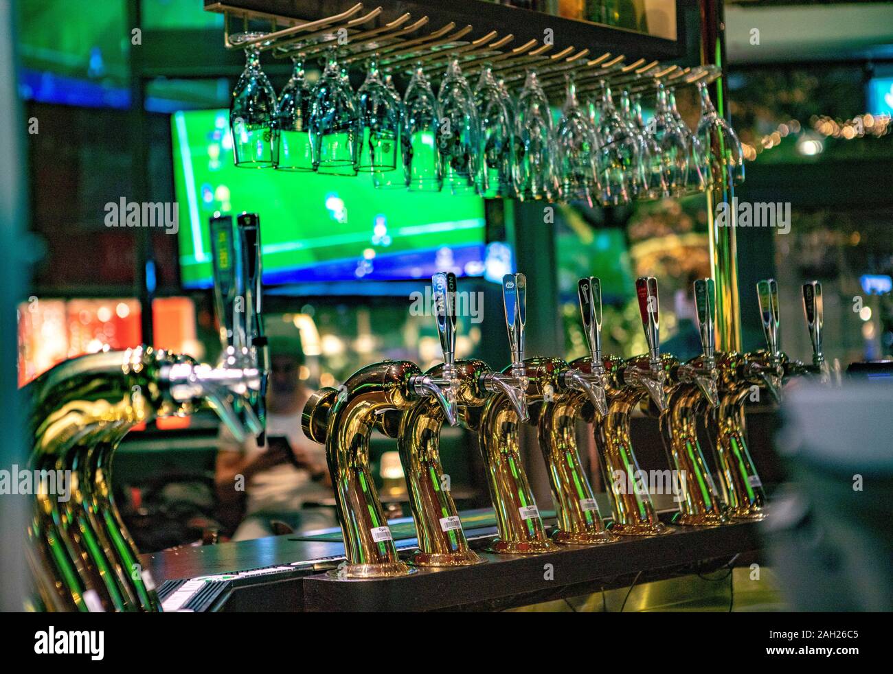 Fancy beer tap hi-res stock photography and images - Alamy