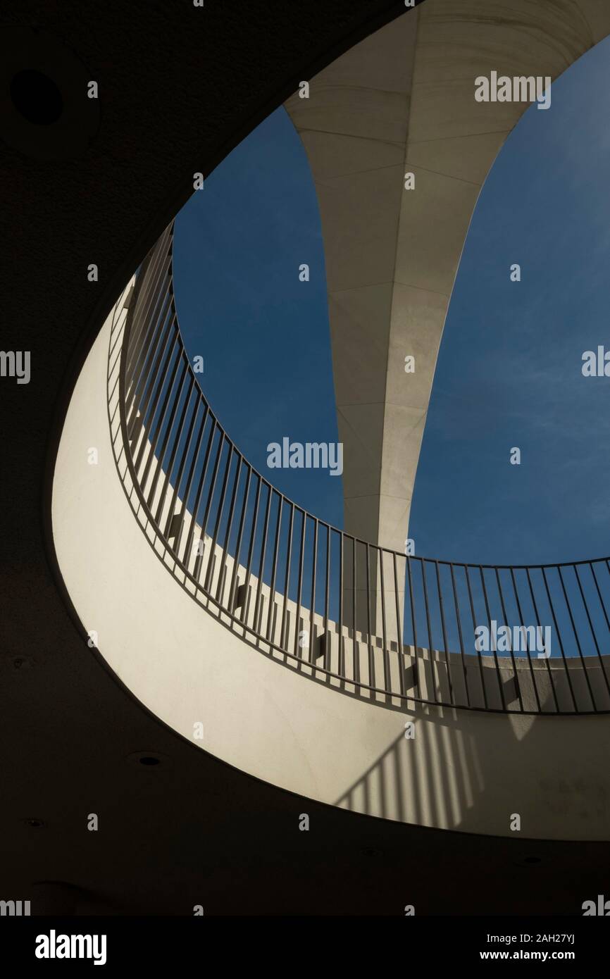 LAX Theme building. Los Angeles International Airport - LAX. Los ...