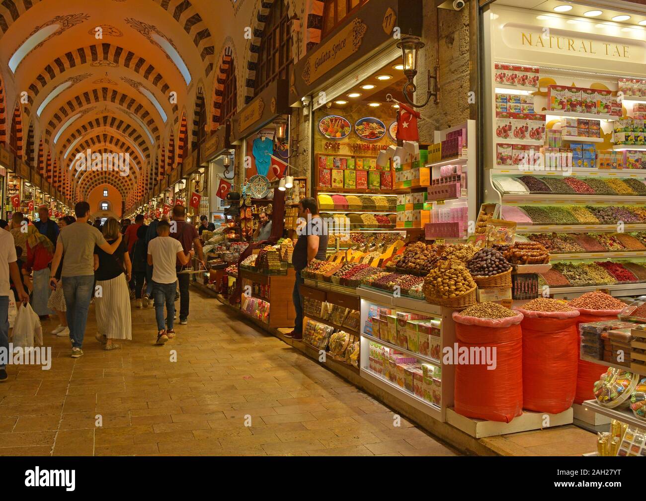Teas in spice bazaar istanbul hi-res stock photography and images - Alamy