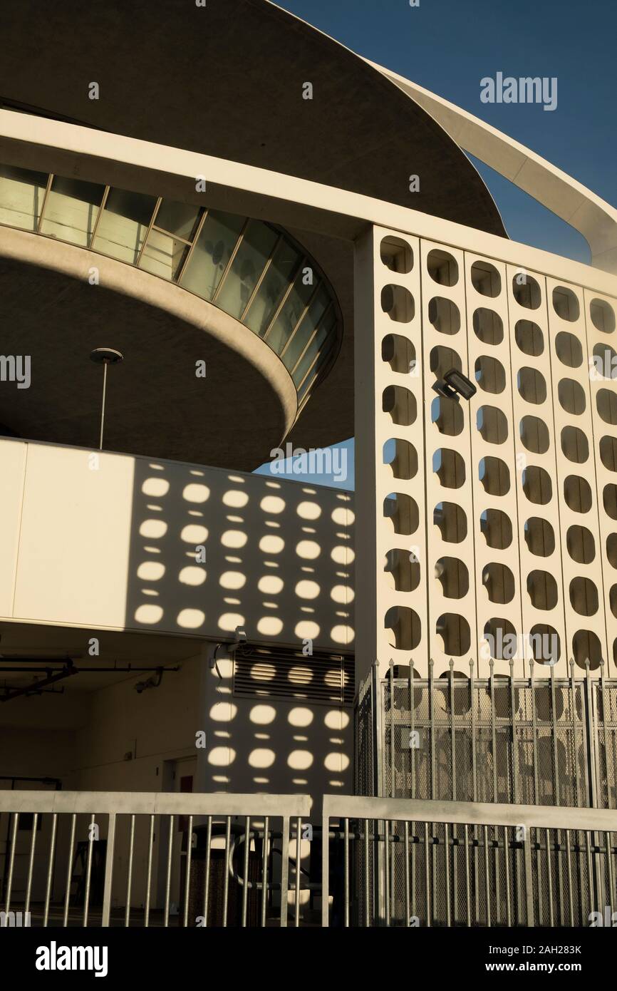 LAX Theme building. Los Angeles International Airport - LAX. Los ...