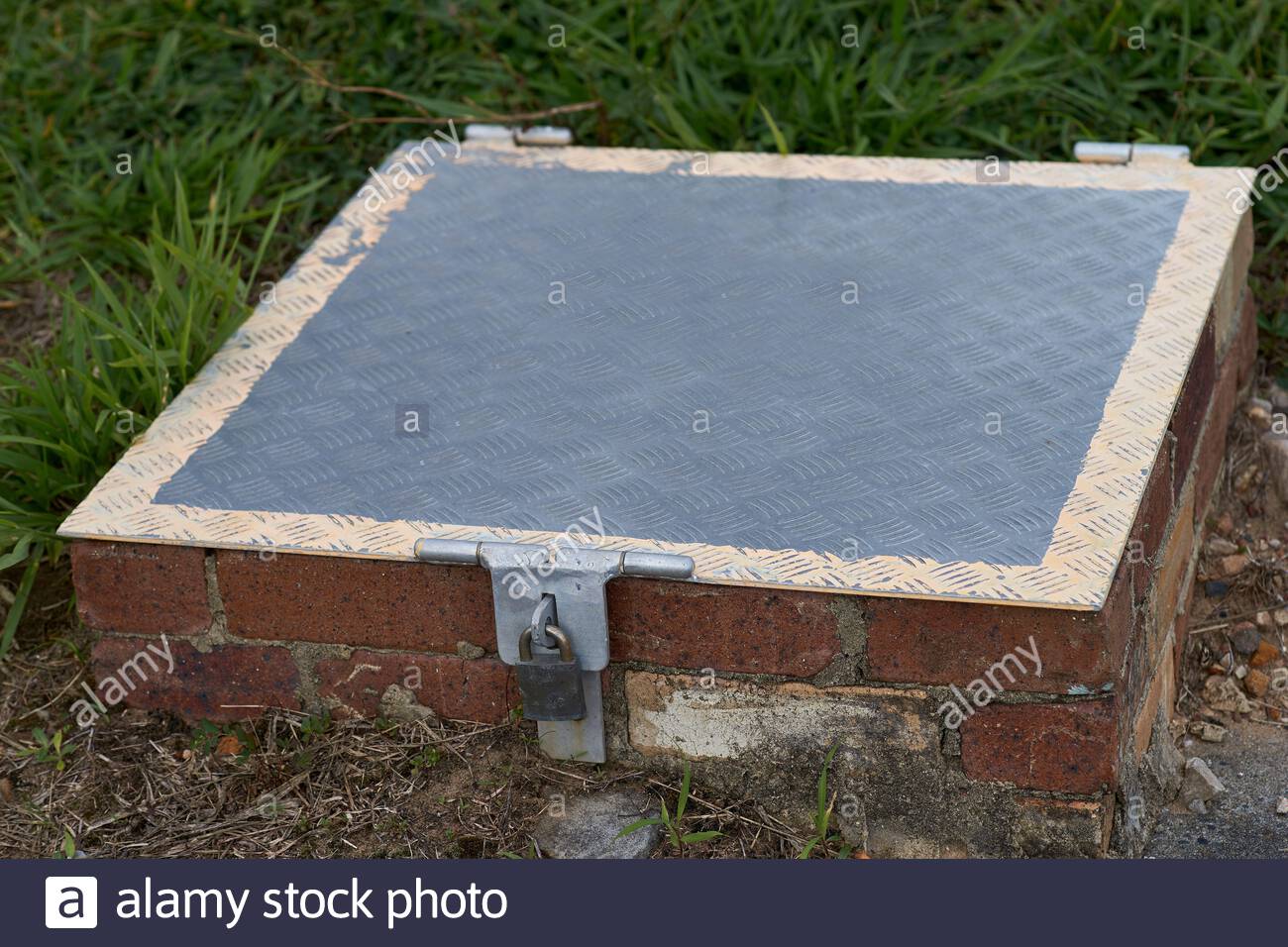 Cellar Hatch High Resolution Stock Photography and Images - Alamy